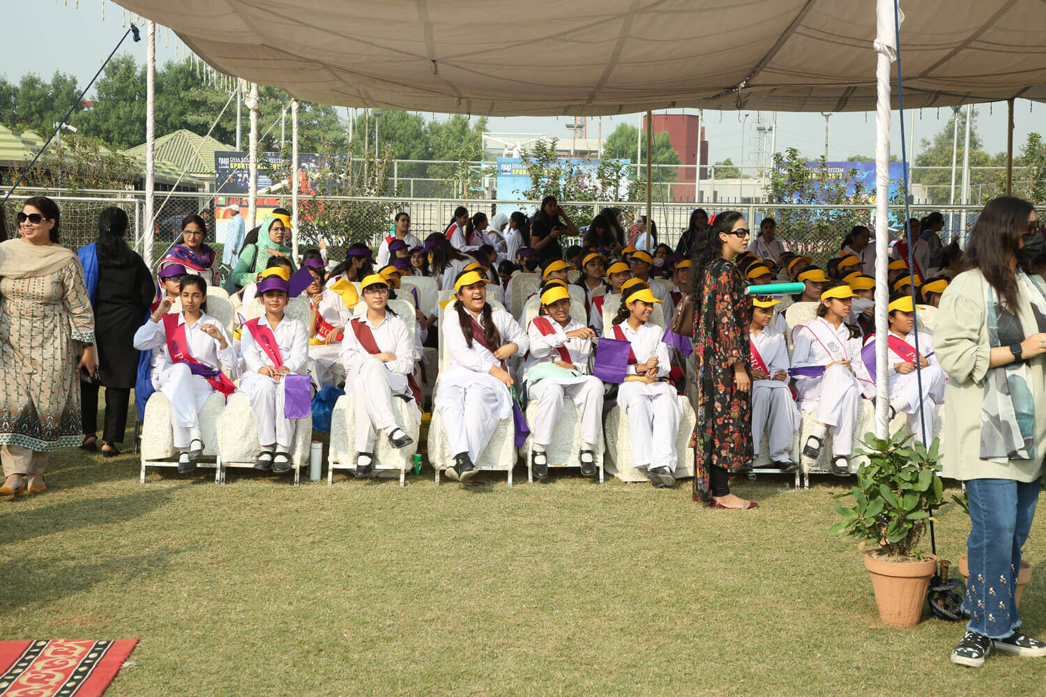 Senior School For Girls – DHAES Lahore